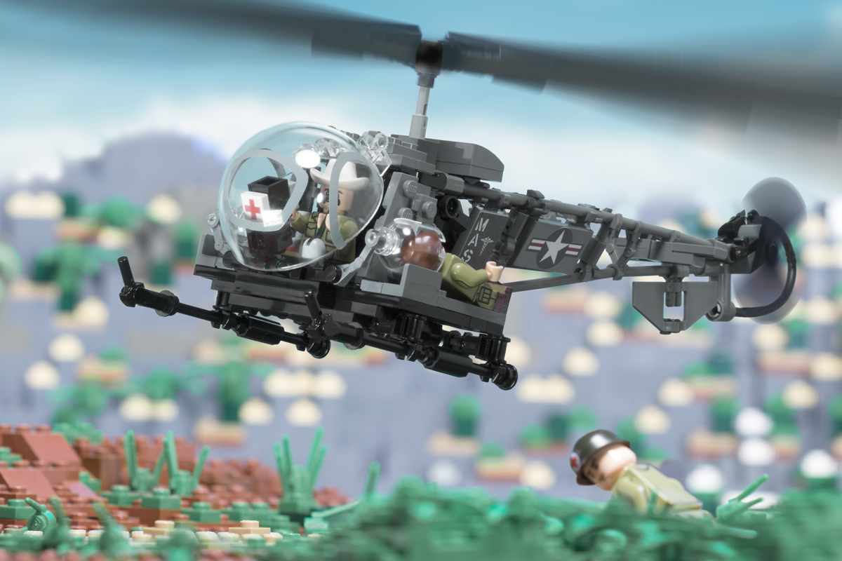 H-13 Sioux “M.A.S.H.” Helicopter - Brickmania Toys